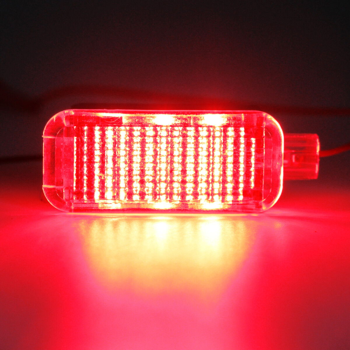 Audi red interior LED module: precise and reliable LED lighting - Car
